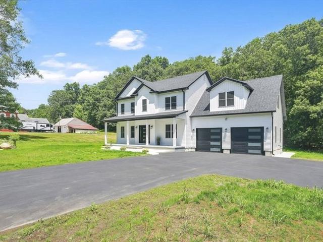 139 Middle Rd, Southampton, MA 01073