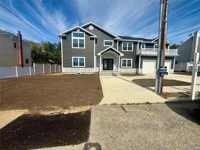 139 Miller Ave, Amityville, NY 11701 | MLS #990346 | Compass