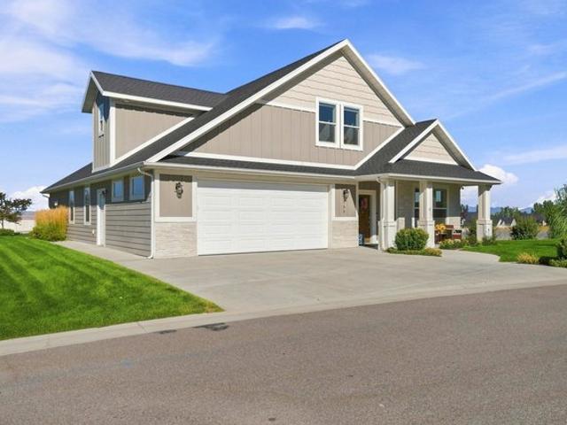 139 N 950 E, Hyde Park, UT 84318