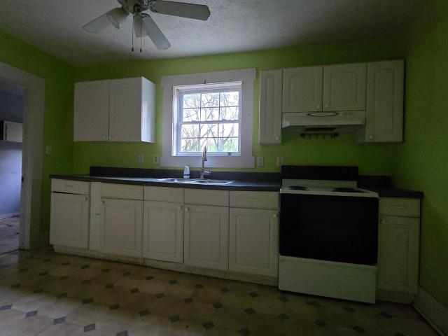 139 N Nevada Ave