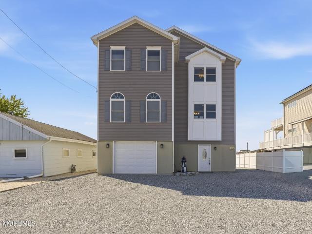 139 N Spinnaker Drive