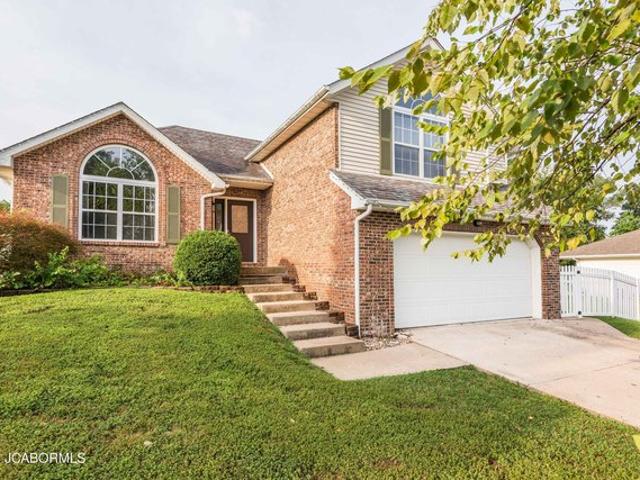 139 Northrup Ave, Holts Summit, MO 65043