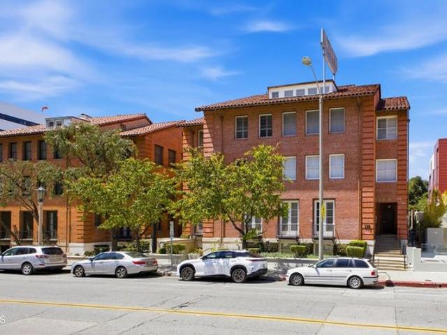 139 S Los Robles Ave Unit 205, Pasadena, CA 91101