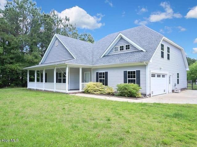 139 Southern Pine Dr, Moyock, NC 27958