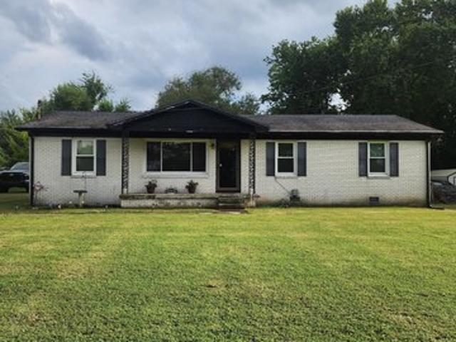 139 Stanfill Dr, Columbia, TN 38401