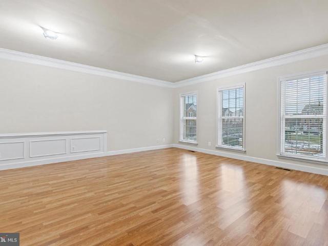 139 Petunia Terrace SE