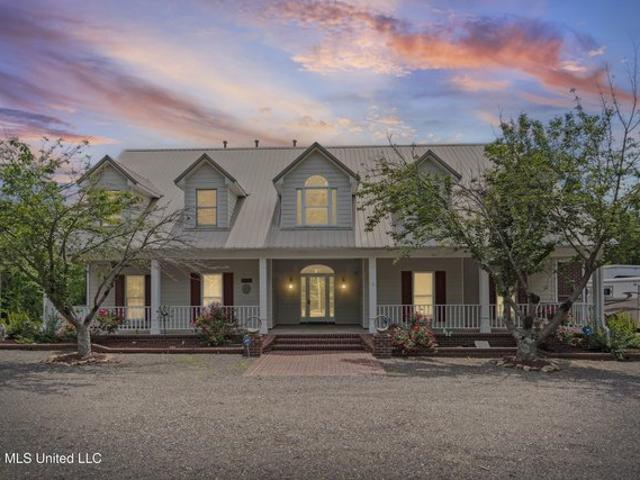 139 Pine Ridge Cv, Holly Springs, MS 38635