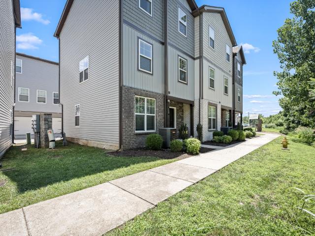 139 Ramsden Ave