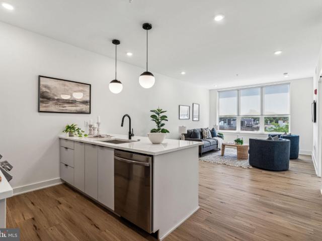 139 W Chelten Ave, Unit 502, Philadelphia, PA 19144 | Compass