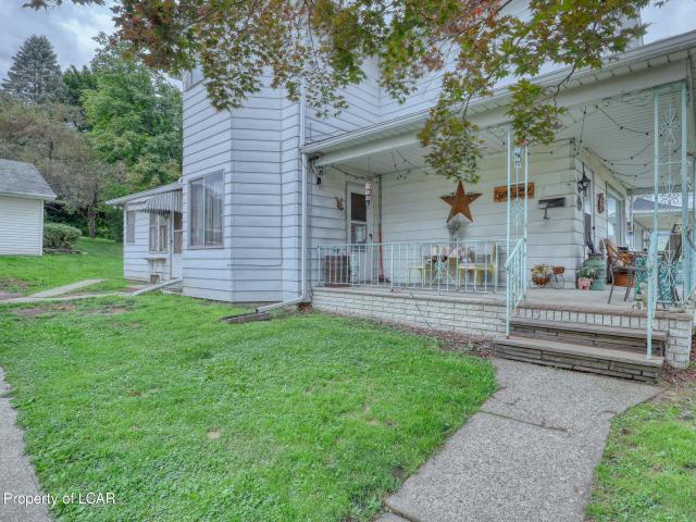 139 W Line Street