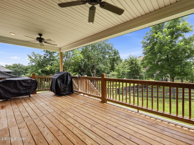 139 Wooded Glen Dr
