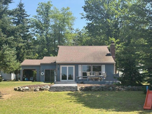 139 Waldenwood Cir, Prudenville, MI 48651