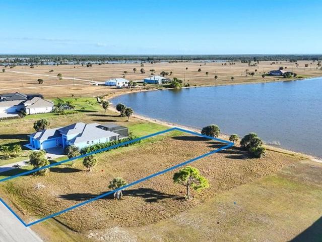 139 Wren Dr, Placida, FL 33946