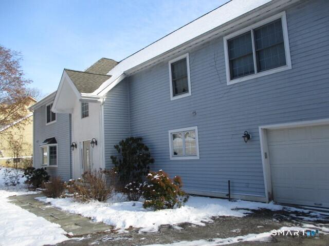 139 Wyndover Ln, Stamford, CT 06902 | MLS #24146 | Compass