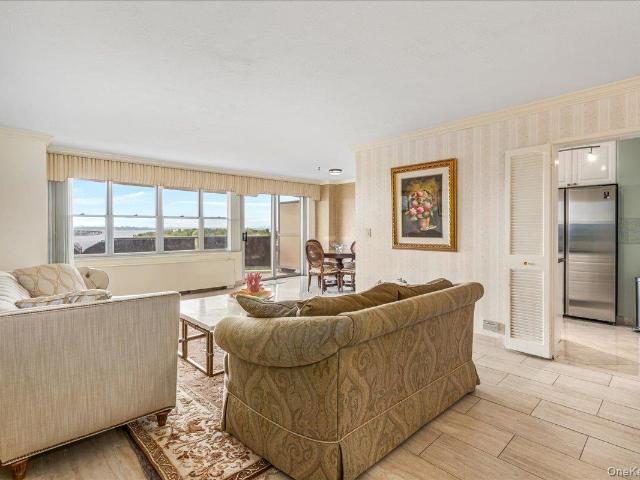 17 85 th Street 14D