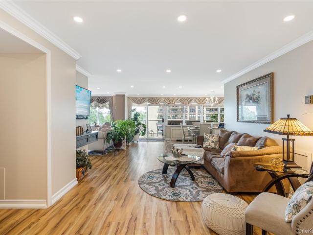 17 85 th Street, Unit 4M | Compass