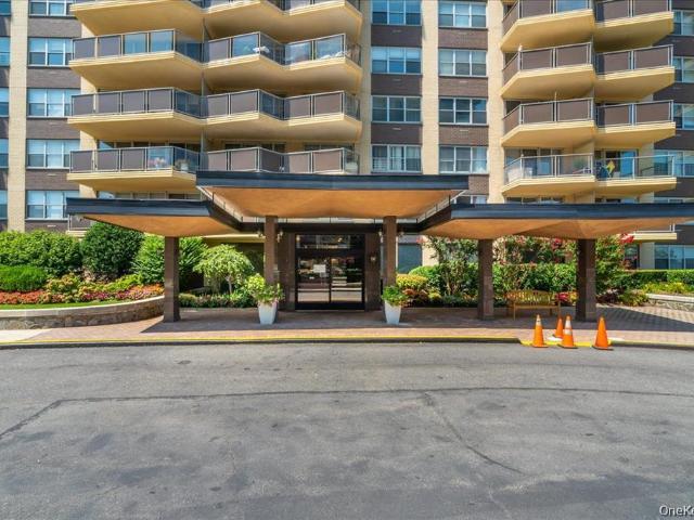 17 85 Street 12M
