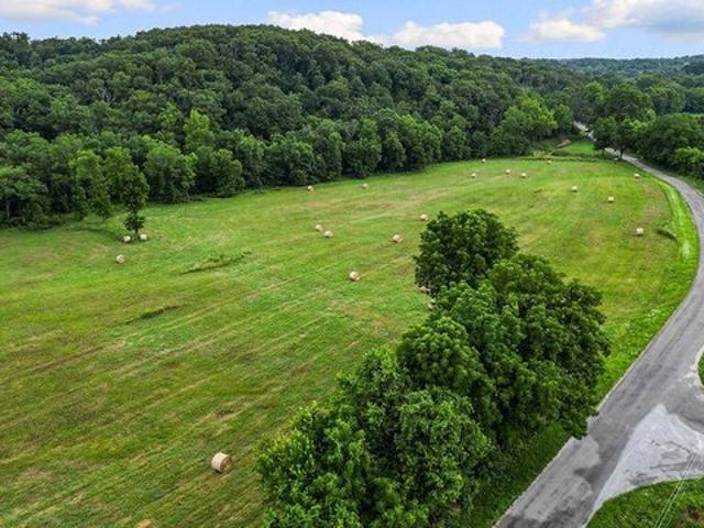 17 14AC Farm Road 2190, Exeter, MO 65647