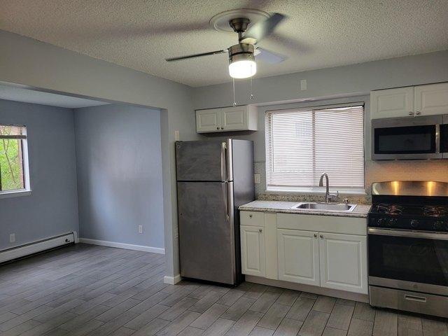 17 19 68th St Apt 8, Guttenberg, NJ 07093