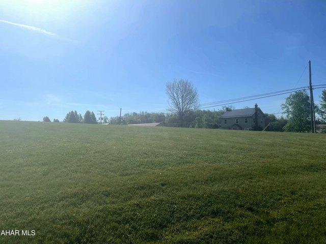 17 1 101 Hoover Dr, Martinsburg, PA 16662