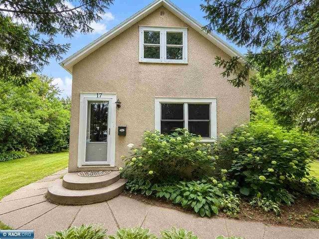 17 1st St NW, Chisholm, MN 55719