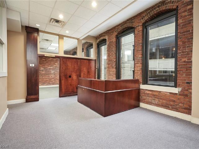 17 23 S Main Street 301