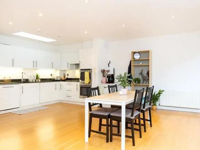 17 Theberton Street, London, N1 0QX, United Kingdom | 3 bed house for rent #167533620 | Rentberry