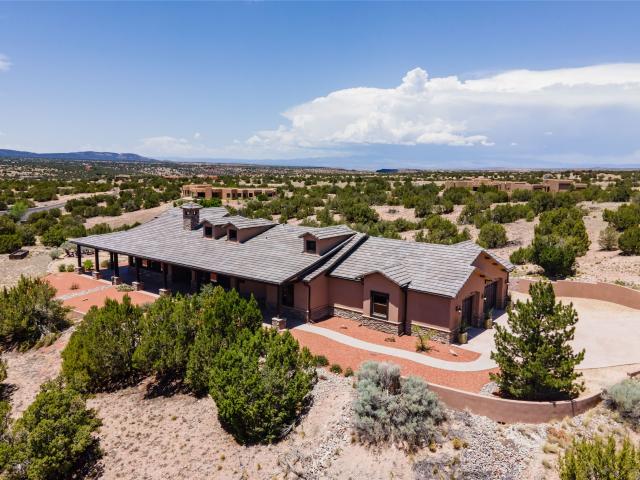 17 Turquoise Drive