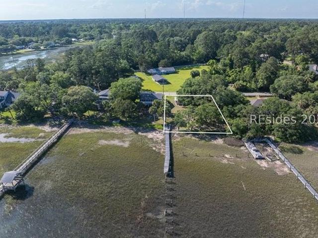 17 Ulmer Dr, Bluffton, SC 29910