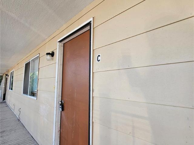 17 University Drive