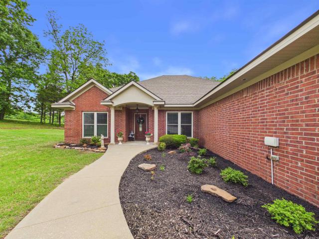 17 Valley View Rd