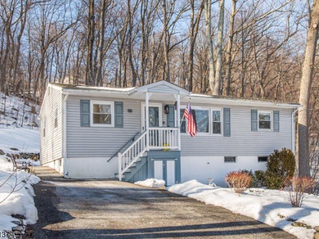 17 Valley View Rd