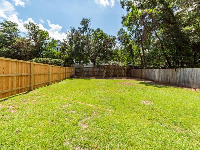 17 Vincent Drive B