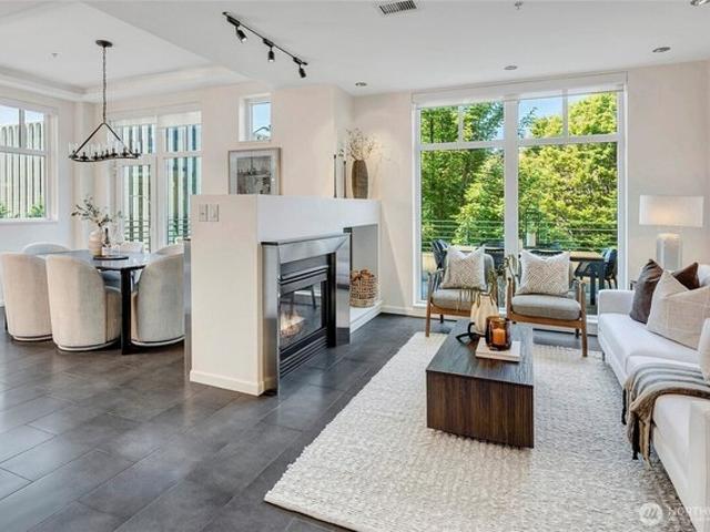 17 W Mercer St Unit TH7, Seattle, WA 98119