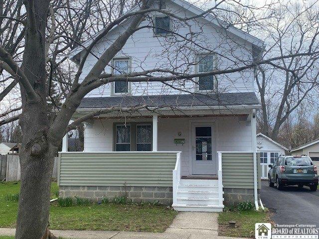 17 W Green St, Dunkirk, NY 14048