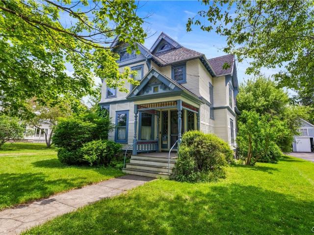 17 W Pleasant Street