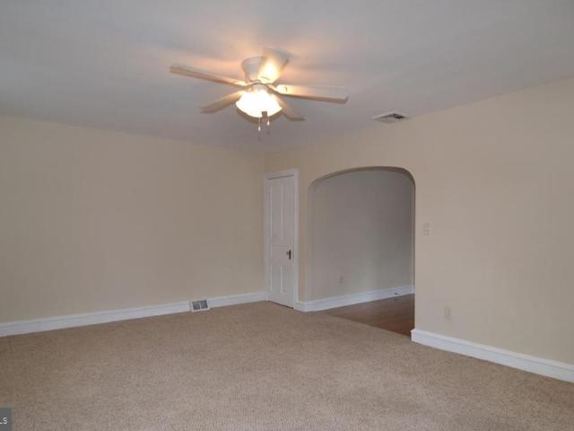 17 W Summit Avenue