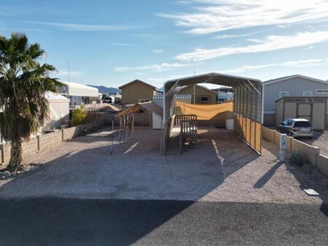 17 W Saguaro Ln, Quartzsite, AZ 85346