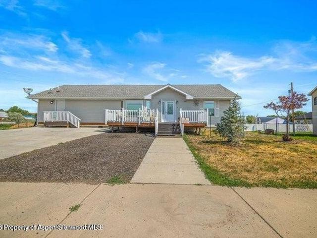 17 W 13th St, Craig, CO 81625