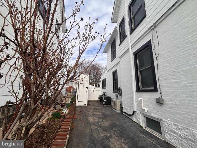 17 Walnut Street