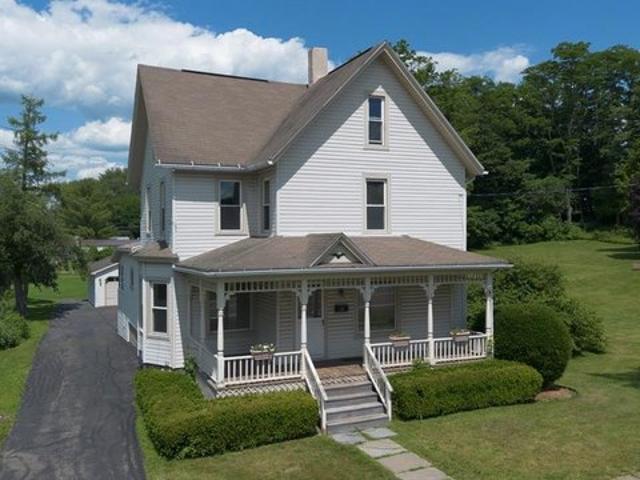 17 Washington St, Greene, NY 13778