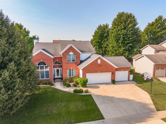 17 Waterside Circle