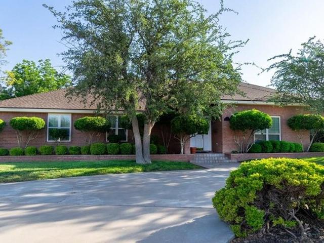17 Winding Way St, Pecos, TX 79772