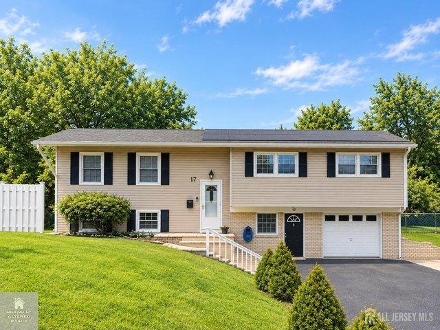 17 Wilk Rd, Edison, NJ 08837