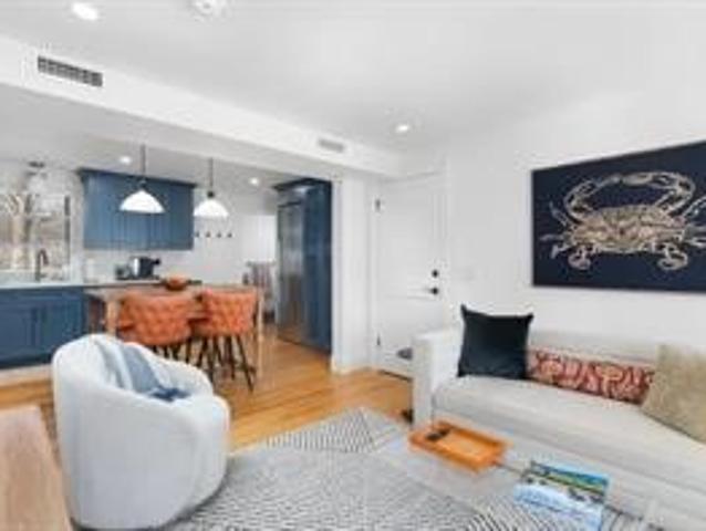 17 Willow Street 2