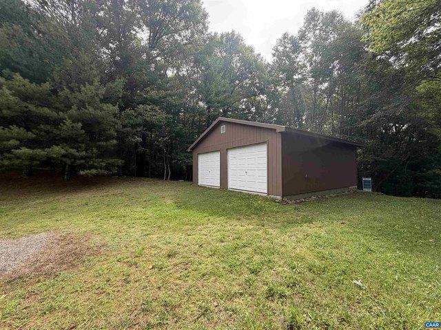 17 Wilson Dr, Montebello, VA 24464