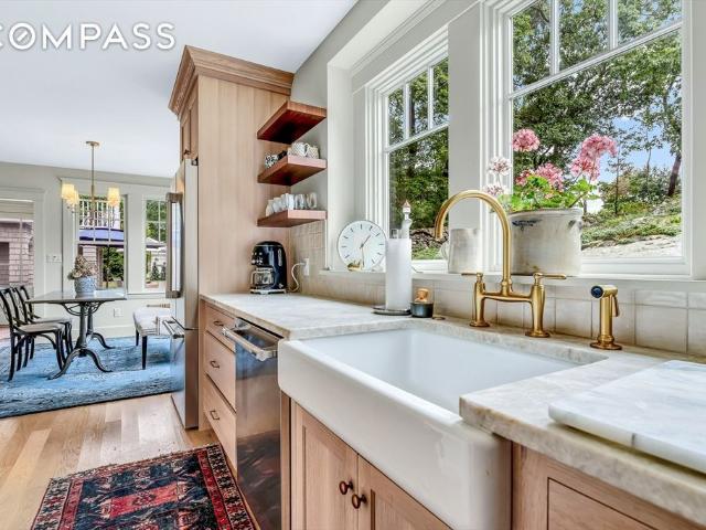 17 A Atlantic Ave, Cohasset, MA