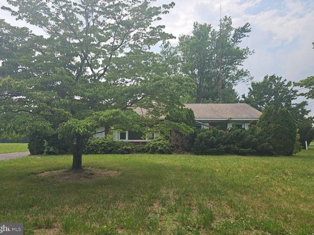 17 Acton Station Rd, Salem, NJ 08079