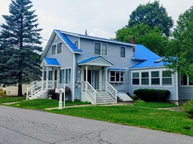 17 Abercrombie St, Ticonderoga, NY 12883