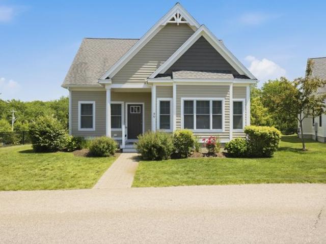 17 Adams Ln Unit 1, Arundel, ME 04046